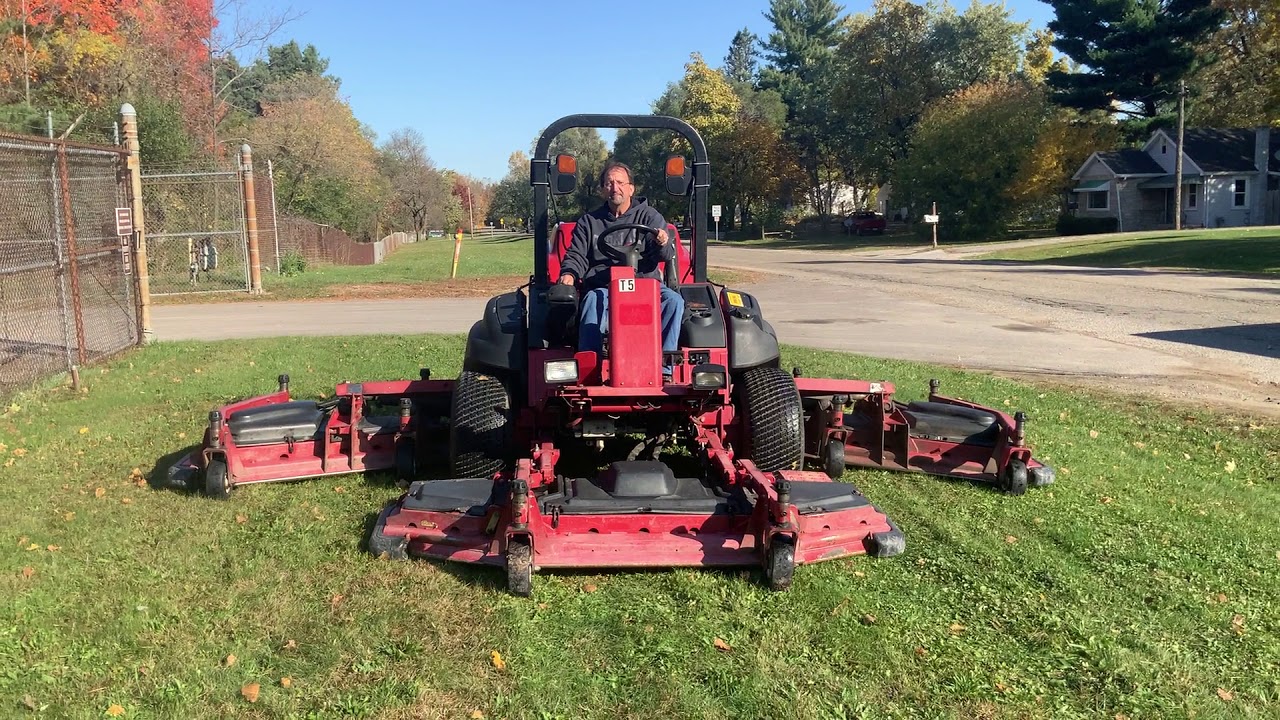 GovDeals: Toro Groundsmaster 5900 - YouTube