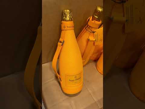 Veuve Brut w/ Ice Jacket available in stock 😎