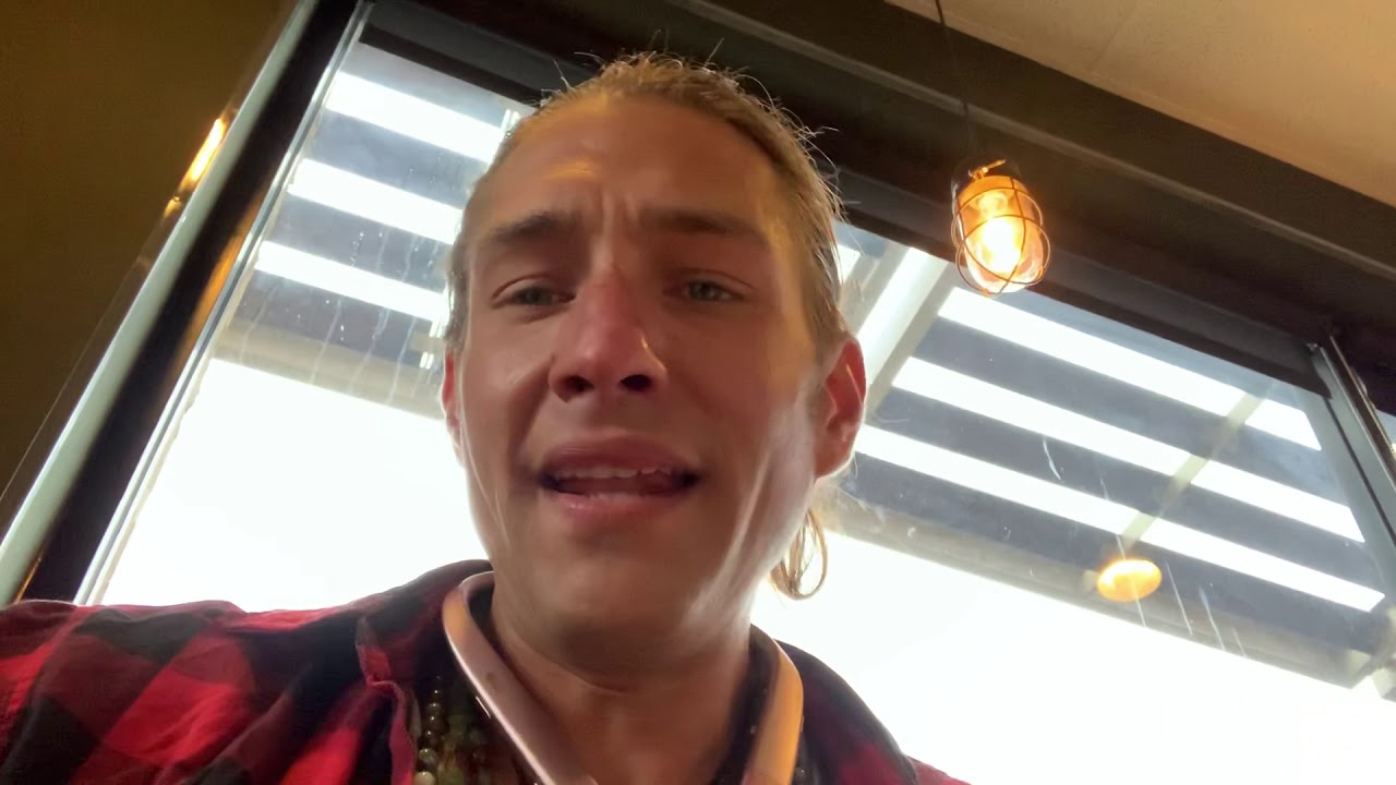 How to know someone is judging you and what you should do when you ...