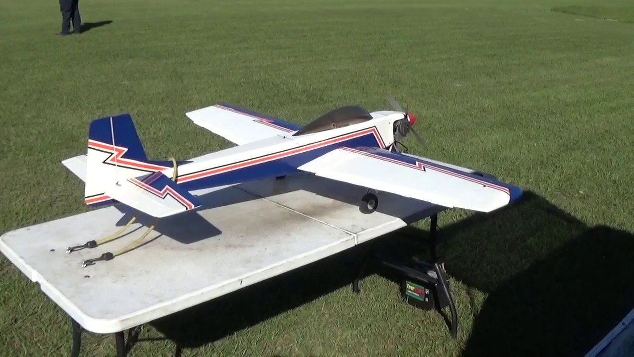 TOWER HOBBIES KAOS 60 - YouTube