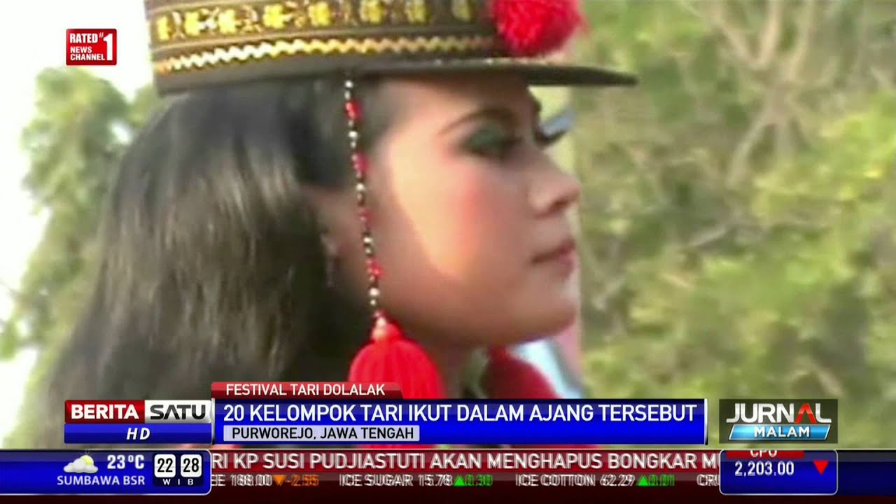 Festival Tari Dolalak di Purworejo - YouTube