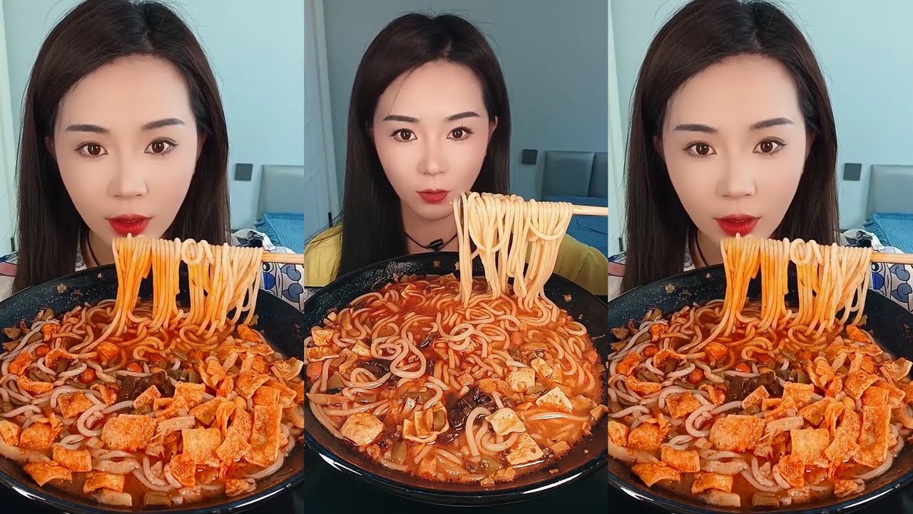 #stinky smelly snail noodles #come and eat snail noodles with me #snail ...