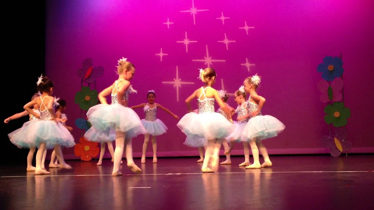 Amy's ballet recital - The Glow - YouTube