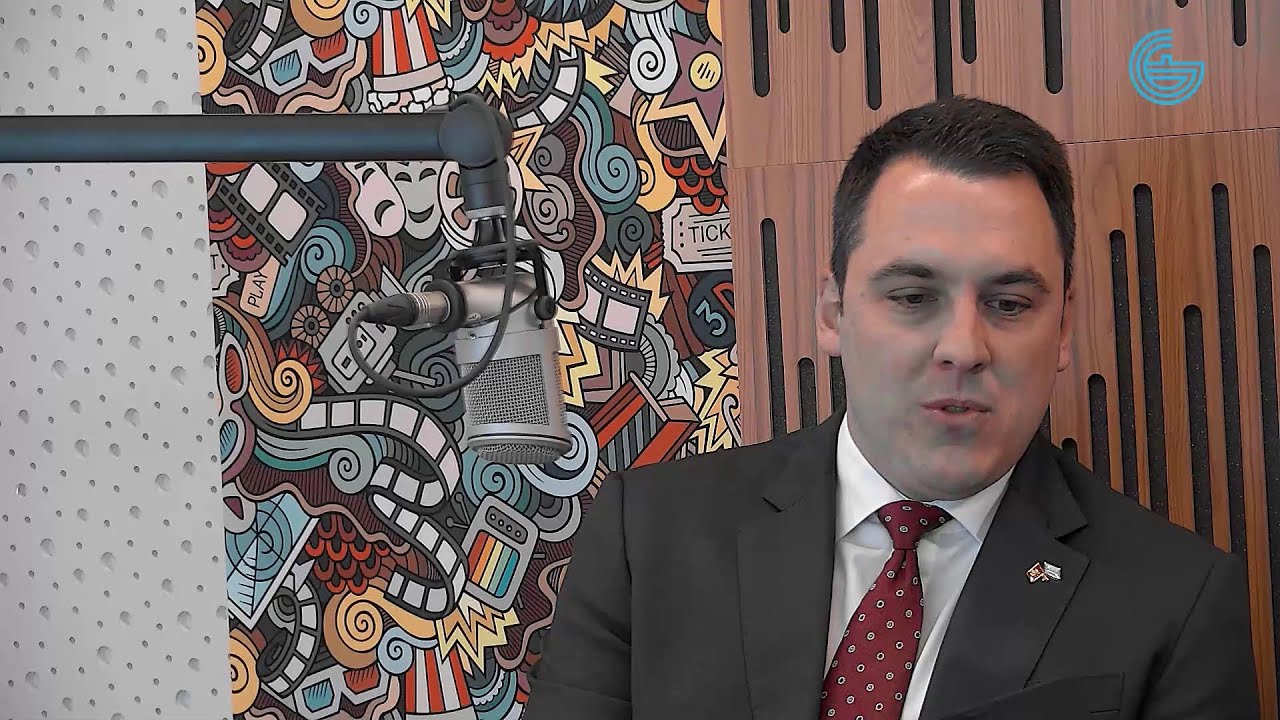 Gradski Radio, emisija LICE PODGORICE dr Ivan Vukovic 04.05.2021. - YouTube