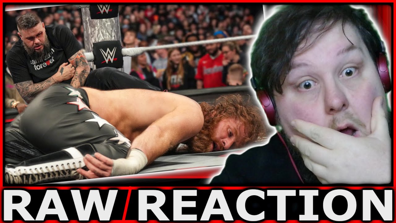 Kevin Owens attacks Sami Zayn (Hits the Package Piledriver!) : RAW ...