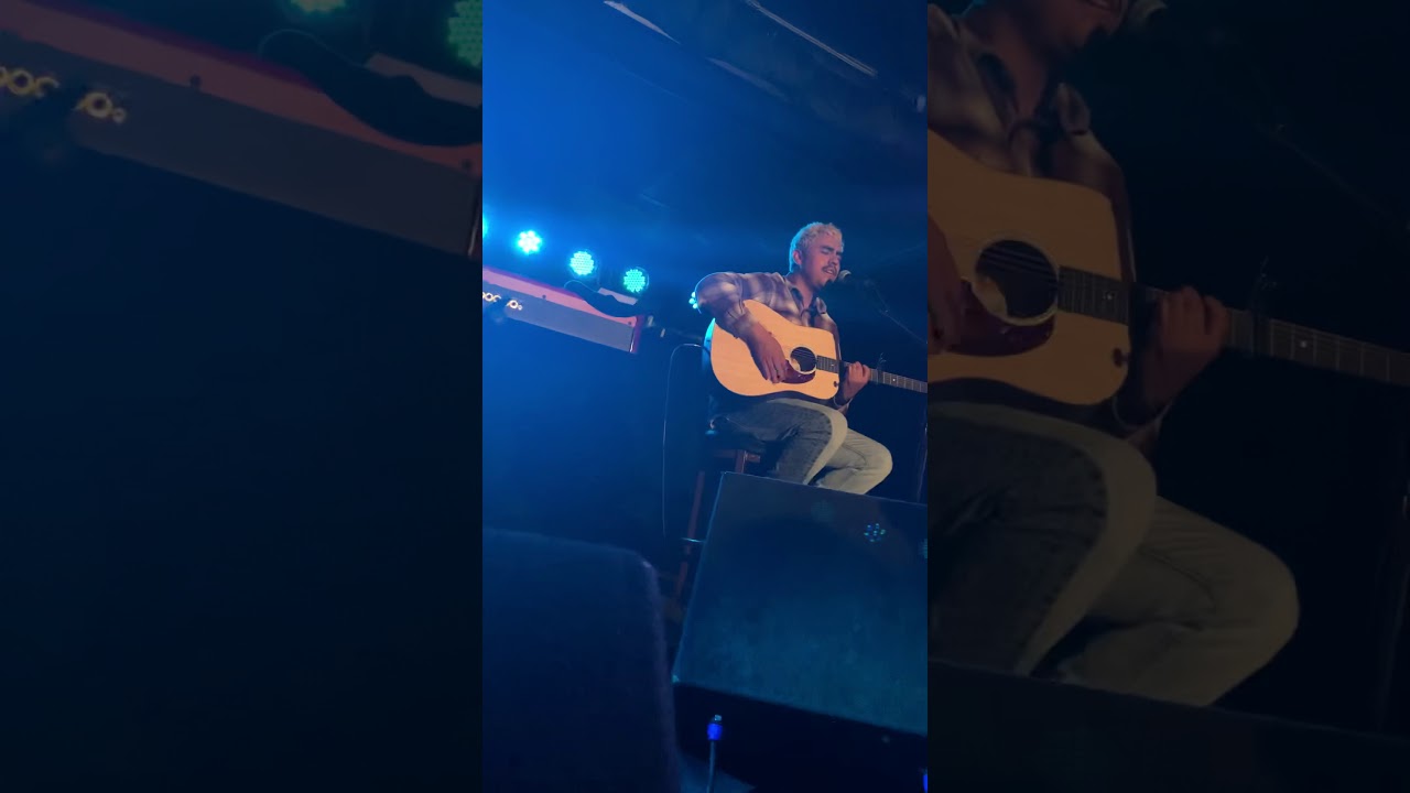 Millennial Love - Alejandro Aranda | Chicago - YouTube