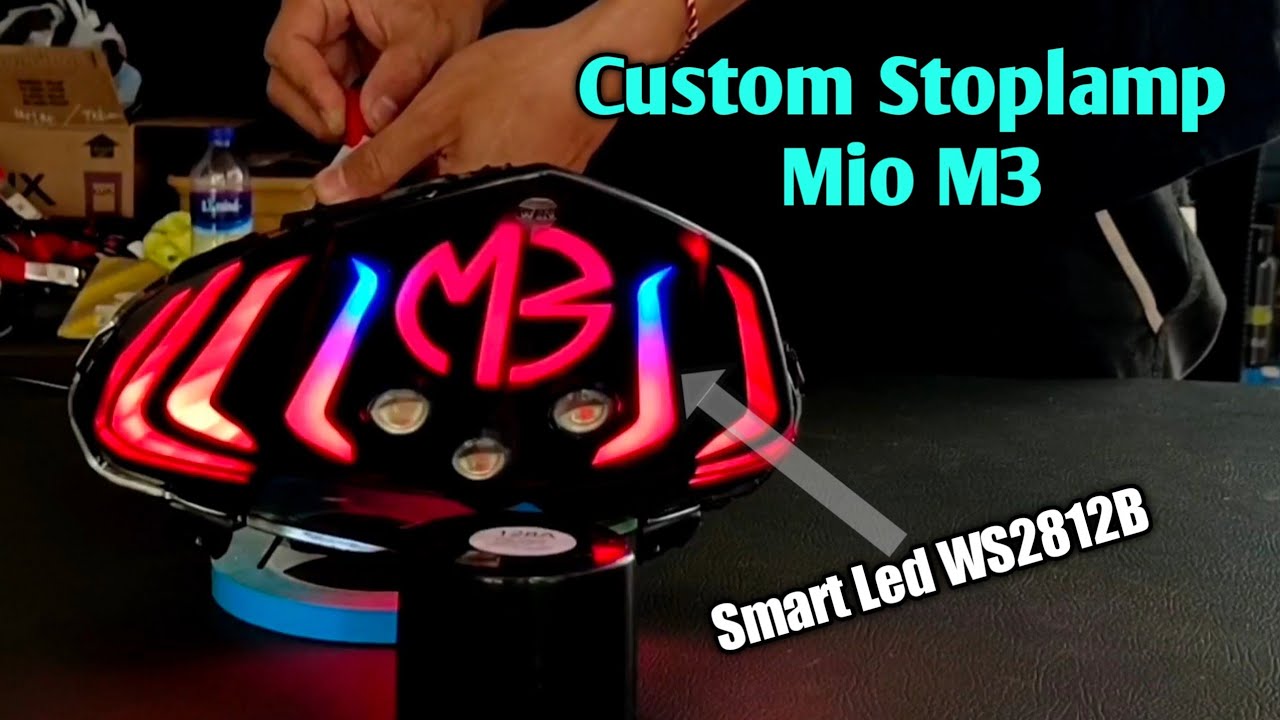 Custom Stoplamp Mio M3 Running RGB WS2812B - YouTube