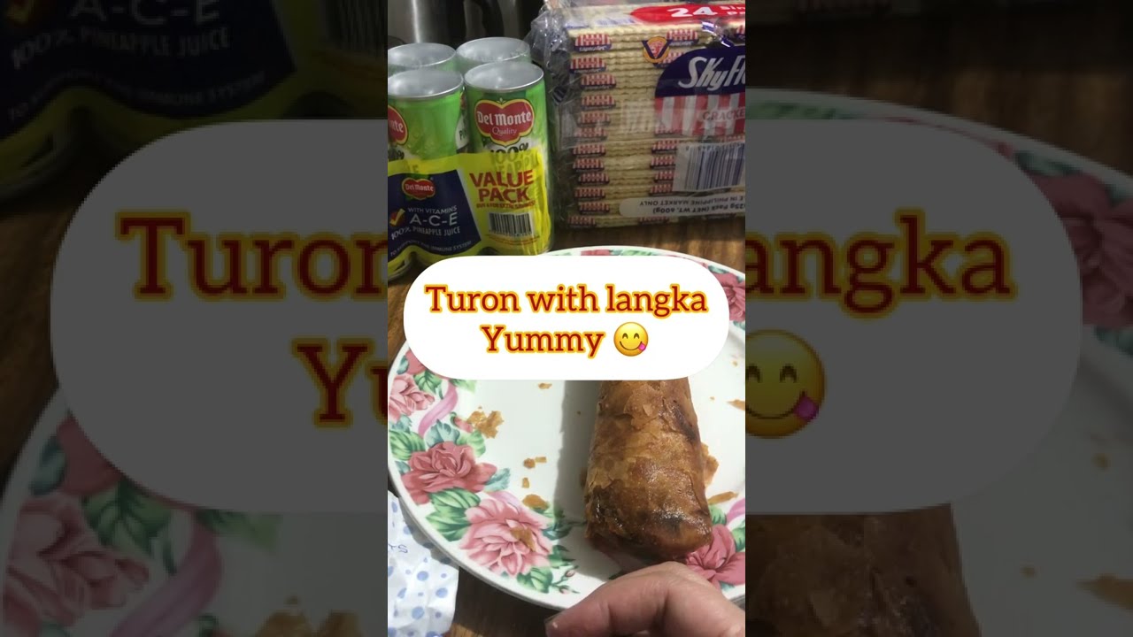 🌟ASMR _eating yummy turon _crunchy yummy 😋turon of SM ,Baguio City ...