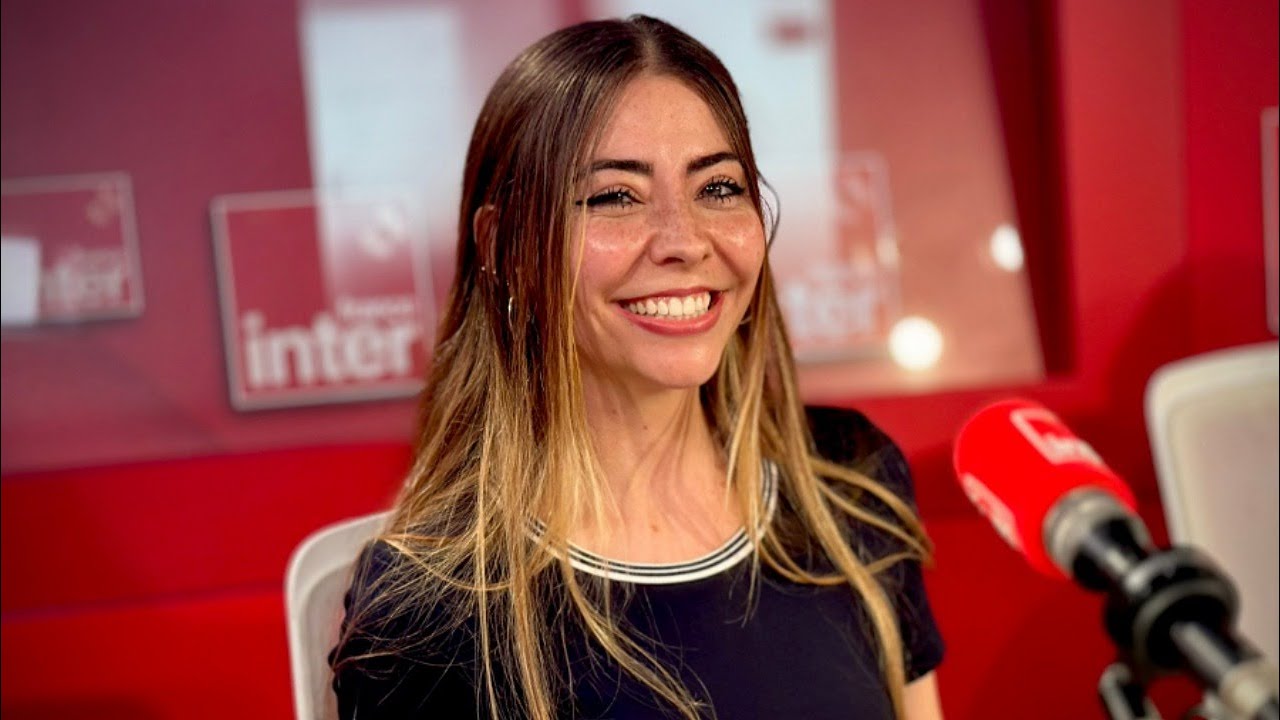 Shayvise, prof et tiktokeuse sort son livre : Réussir mon année avec ...