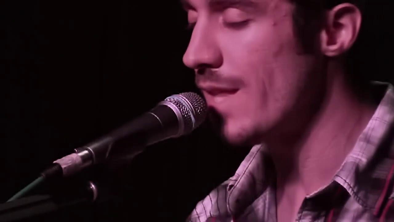 Am I Broken | Matthew McCloskey (Live at Hidden Creek Music) - YouTube