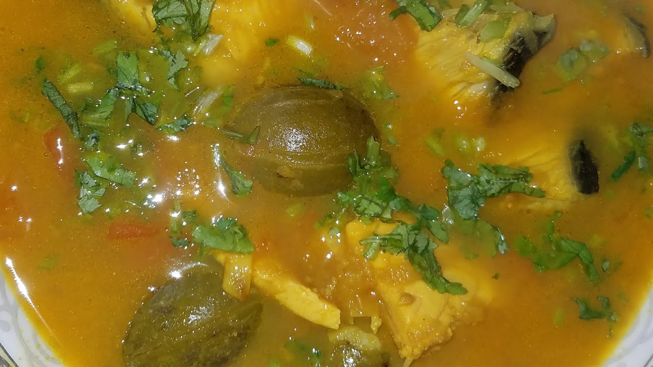Sour fish curry/ Tenga fish curry - YouTube