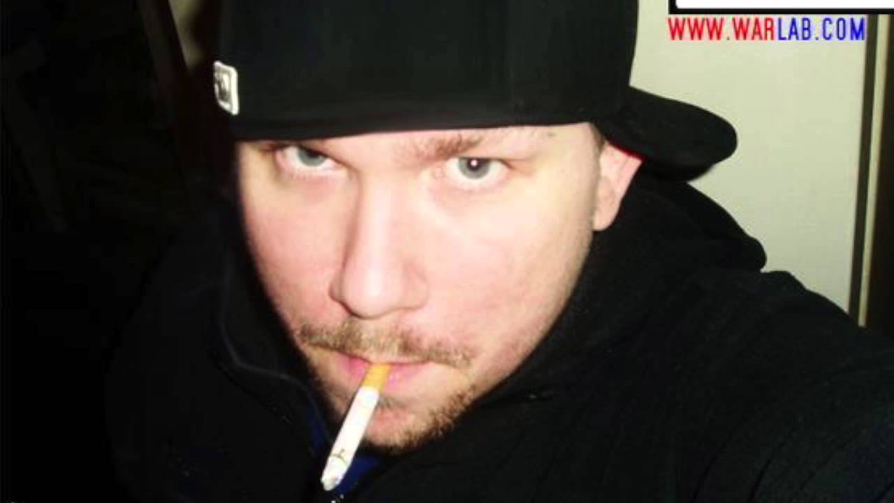 DZK - Super Zeros - YouTube