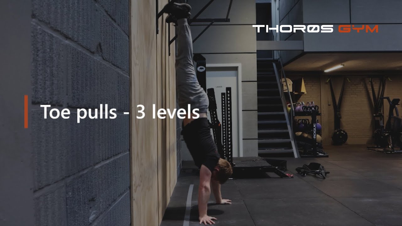 Toe pulls - YouTube