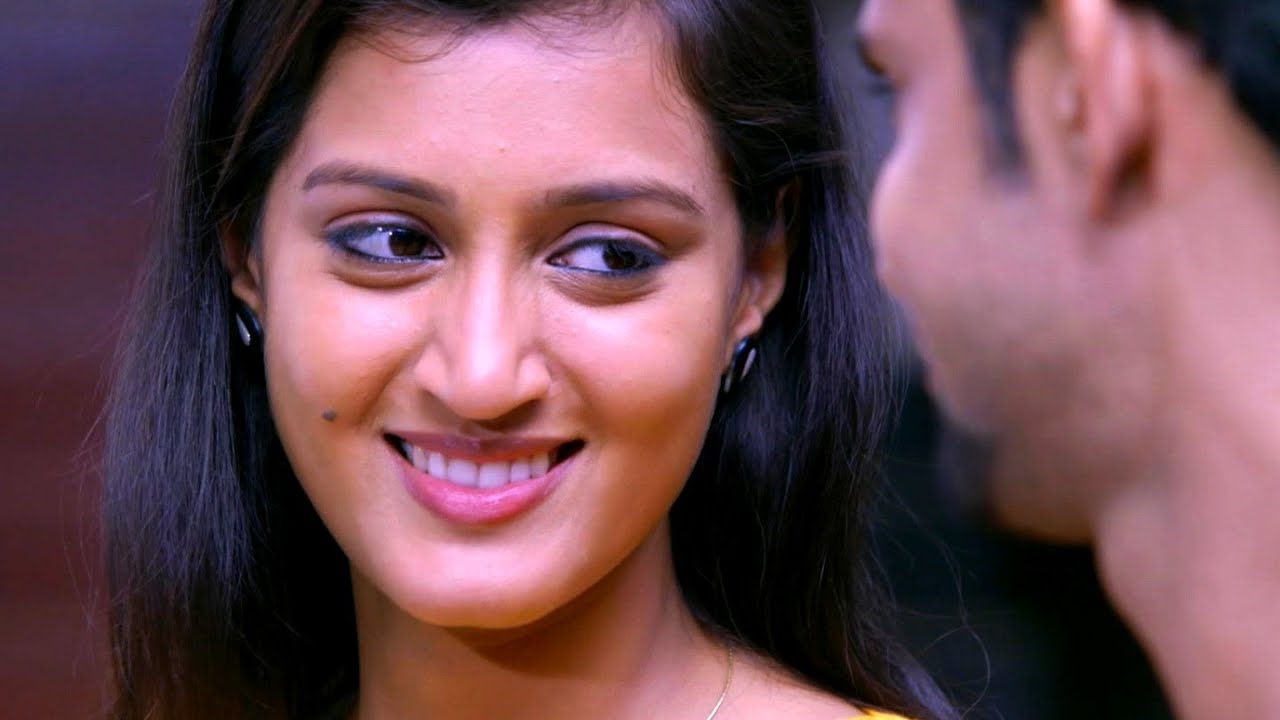 Hindi Movie Scene | लड़की भरोसा करेगी तभी प्यार करेगी | Best Movie ...