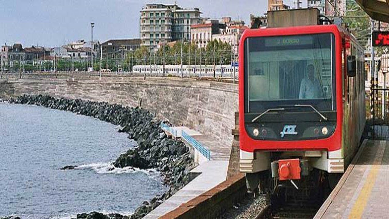 World Metro Systems: Catania Metro - YouTube