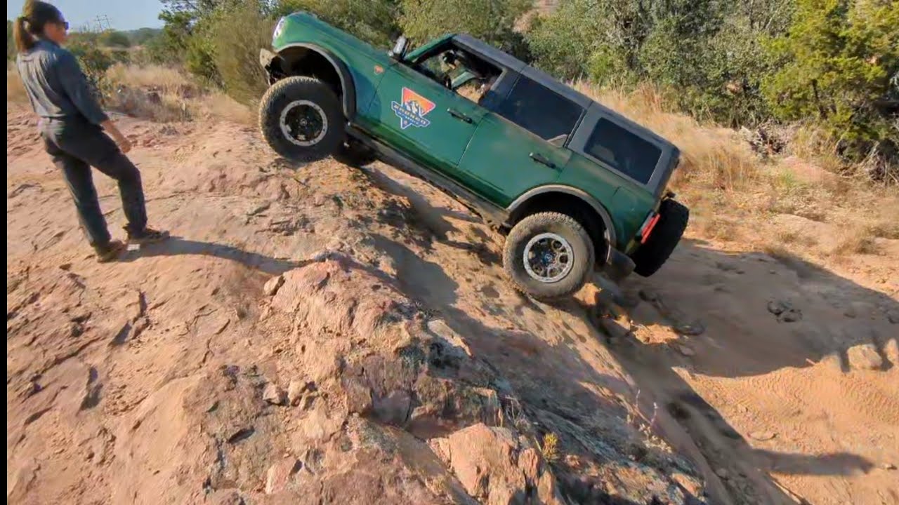Bronco Off-Rodeo Texas - YouTube