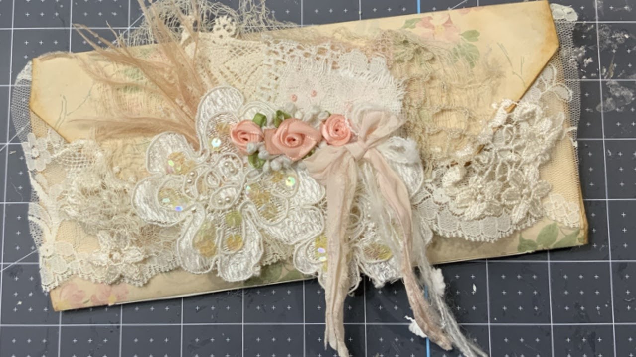 Tutorial - Craft with me : Create this gorgeous cover with Crafty Me ...