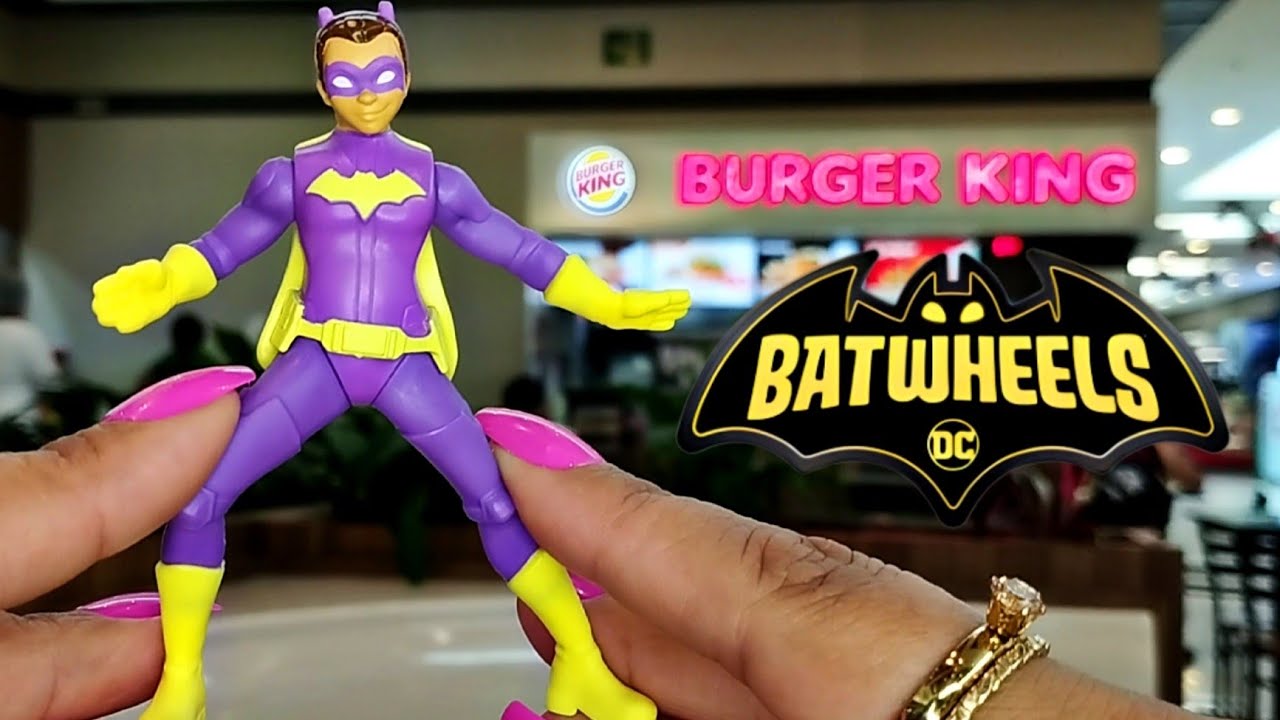 BATGIRL no BURGER KING Novembro 2023 BATWHEELS - YouTube