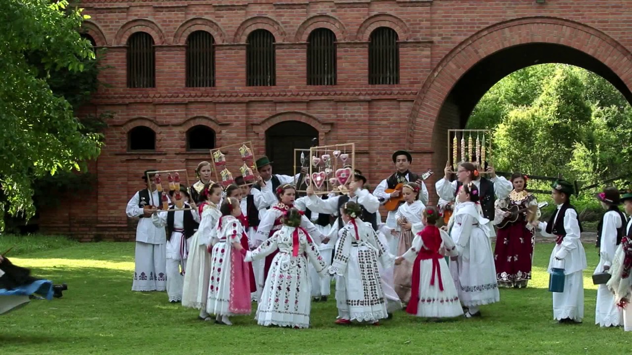 2017 YICFFF- Children's Group "Gatalinka" from Croatia - YouTube