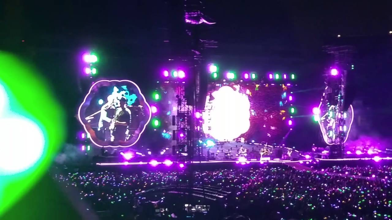 Coldplay live 8/6/16 Philadelphia Linc Field - YouTube