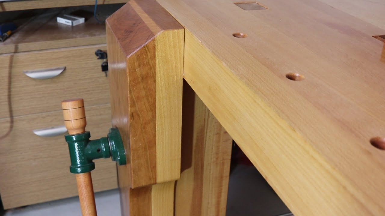 Roubo workbench part 2 - YouTube