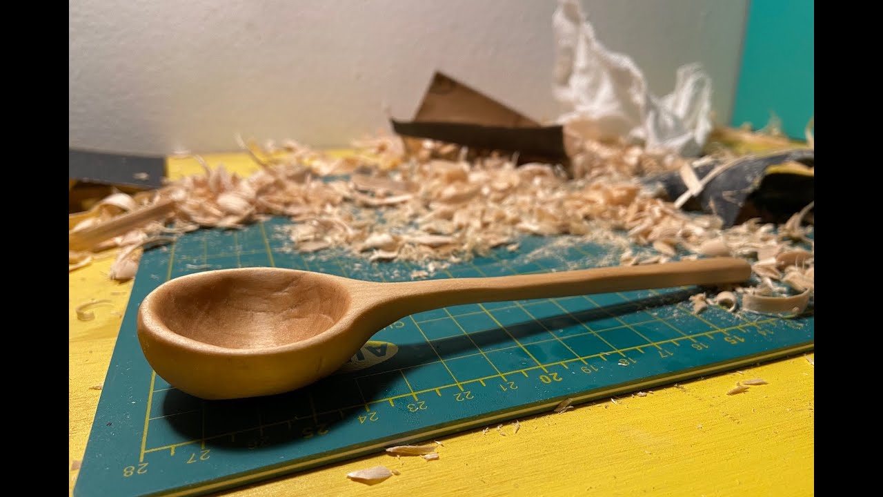 I Whittled My First Spoon - YouTube