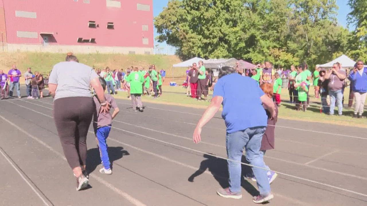 Kentucky School for Blind hosts 45th annual Bill Roby games - YouTube