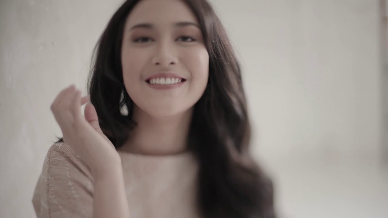 Andania Suri x Ian Oktianur Prewedding @ The Gunawarman - YouTube