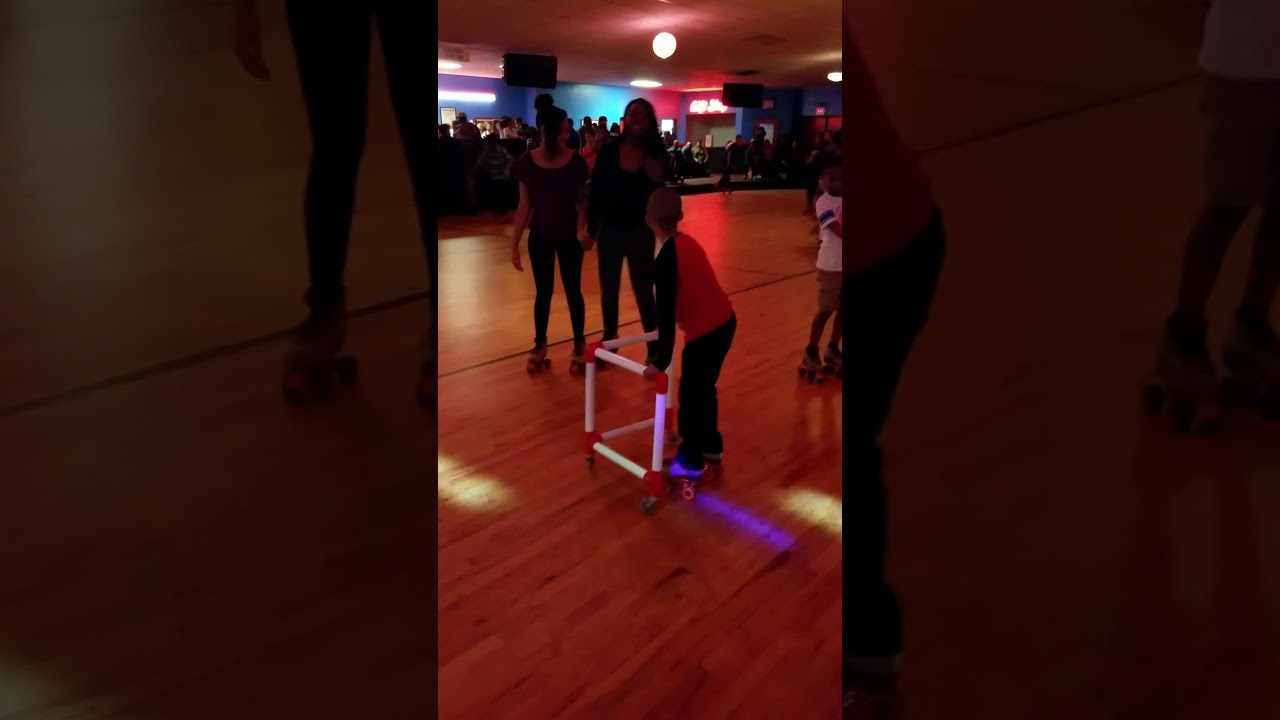 Skating ring - YouTube
