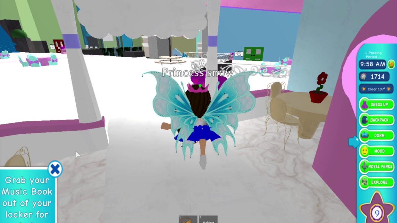 First time playing on laptop roblox royale high - YouTube