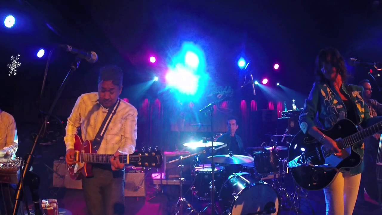 Adrian Demain with Brawley - If You Love Me Let Me Know Cover - YouTube