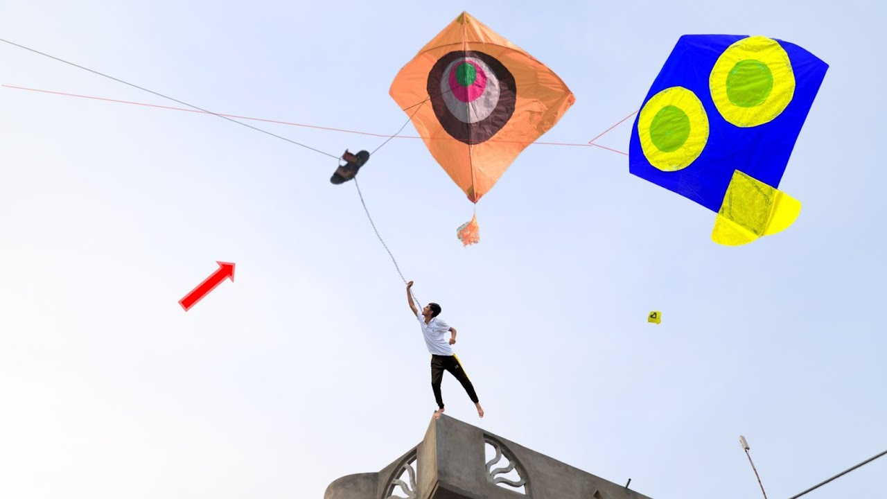 Kite Cutting & Gudda Caught Nasir Big Door | Kite - YouTube
