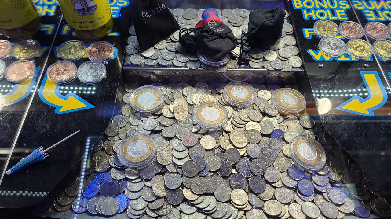 The Coin Pusher Quest For Bitcoin! A Lonely Prize! - YouTube
