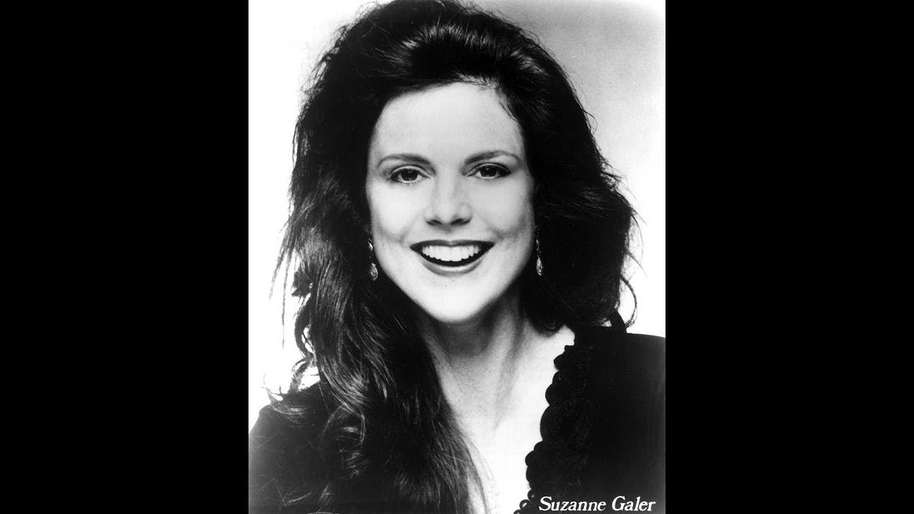 Suzanne Galer performs The Year's at the Spring (Pippa's Song)