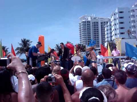 Erika Alicea Phone Number, Address, Age, Contact Info, Public Records ᐈ ...