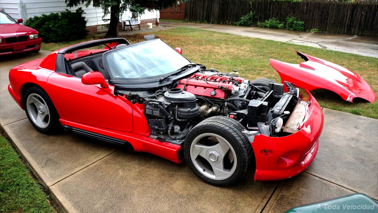 Dodge Viper V12