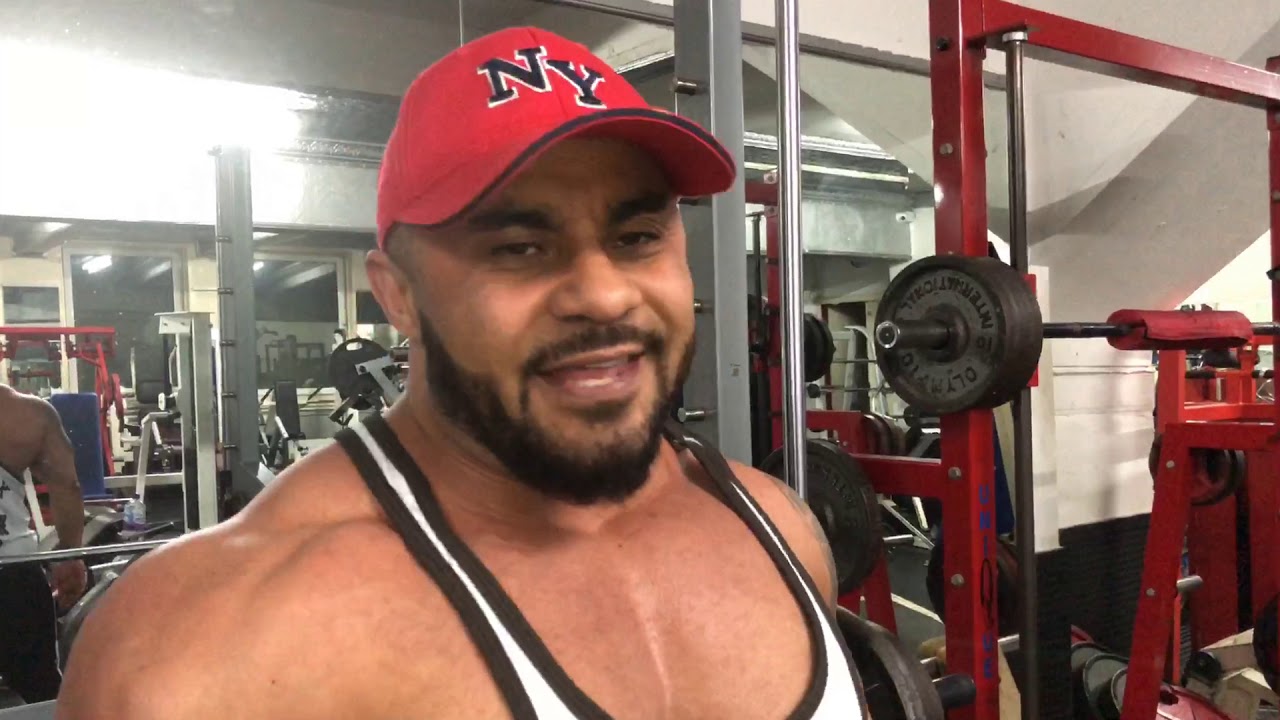 Charles Mario mostra seu treino de peitorais em off season - YouTube