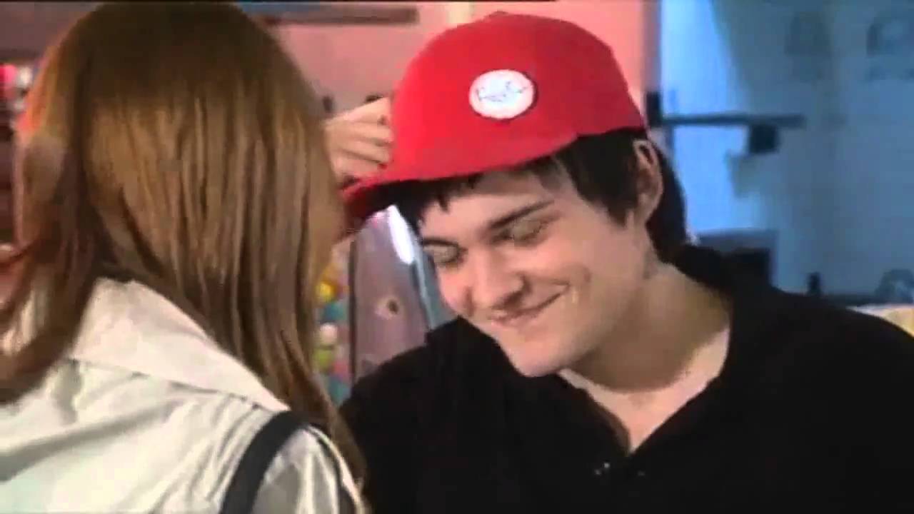 FOQ - Ruth encuentra a Gorka (Ruth trouve Gorka) Sous tritré VF - YouTube