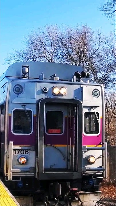 MBTA 1706 CTC-4 Leaving Bridgewater Station - YouTube