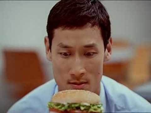 BURGER KING TV COMMERCIAL EAT LIKE SNAKE