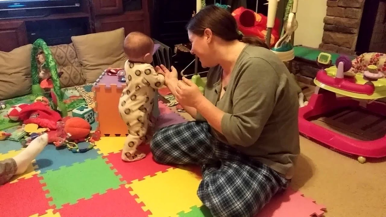 A few of Riley's first steps - YouTube