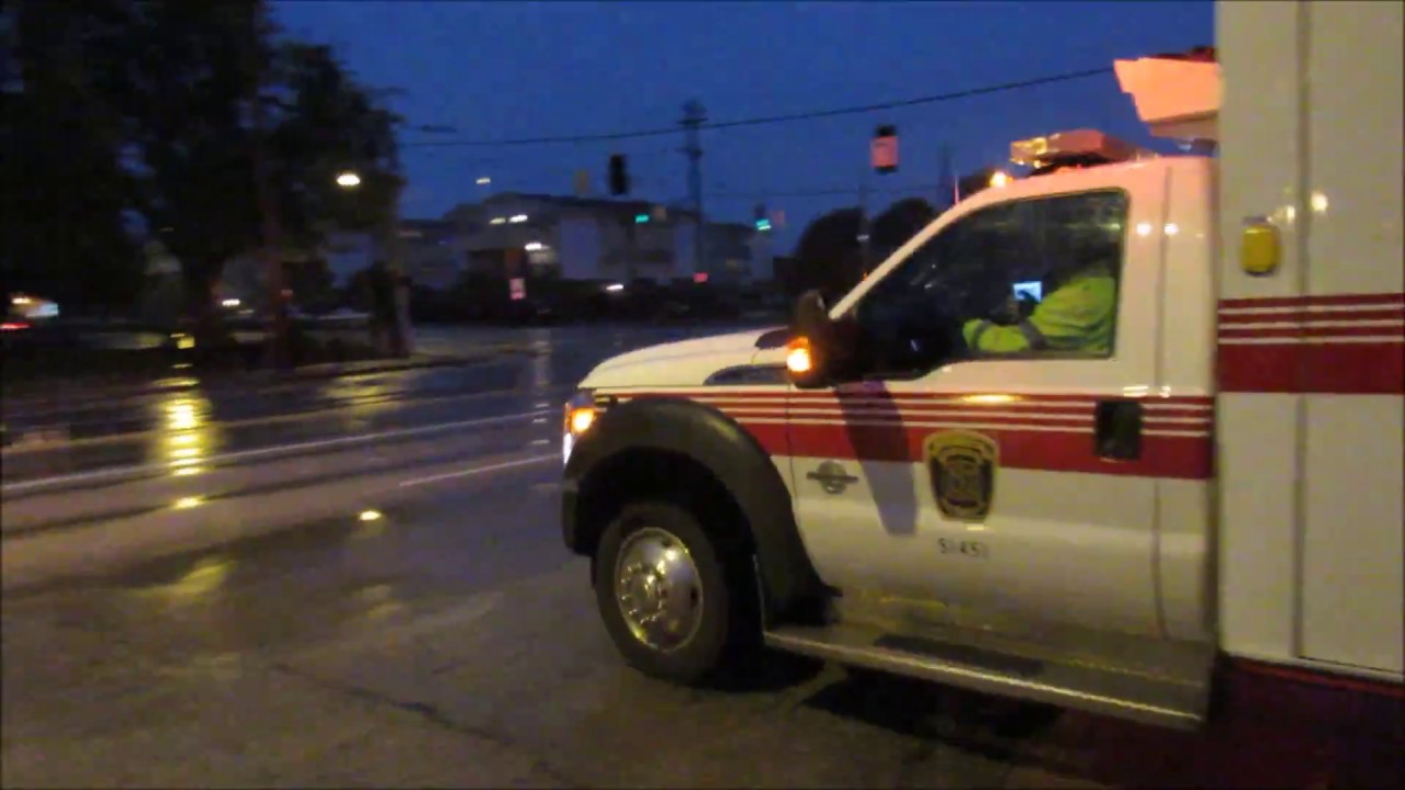 Cincinnati Medic 29 Responding - YouTube