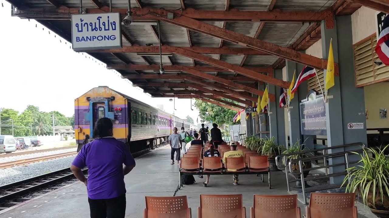 Hitachi 4518 ทำรถเร็ว 171 จอดบ้านโป่ง ห้ามล้อไม่ค่อยดี rapid train 171 ...