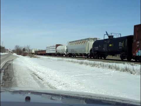Another Southbound CN Train at North Duplainville, WI on 2-4-23 3x0 w/CN-2678 - CN-2543 - CN ...