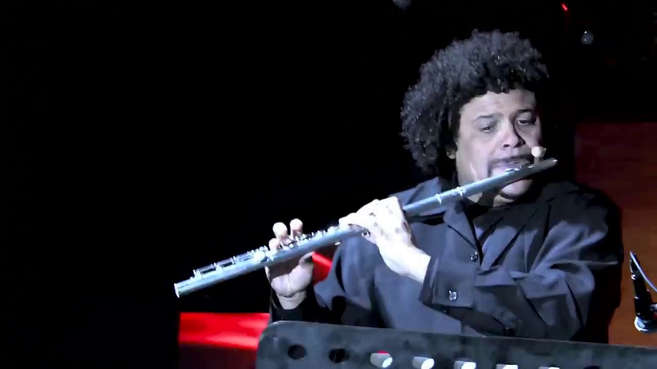Best Flute in The Worldvia Pedro Eustache - YouTube