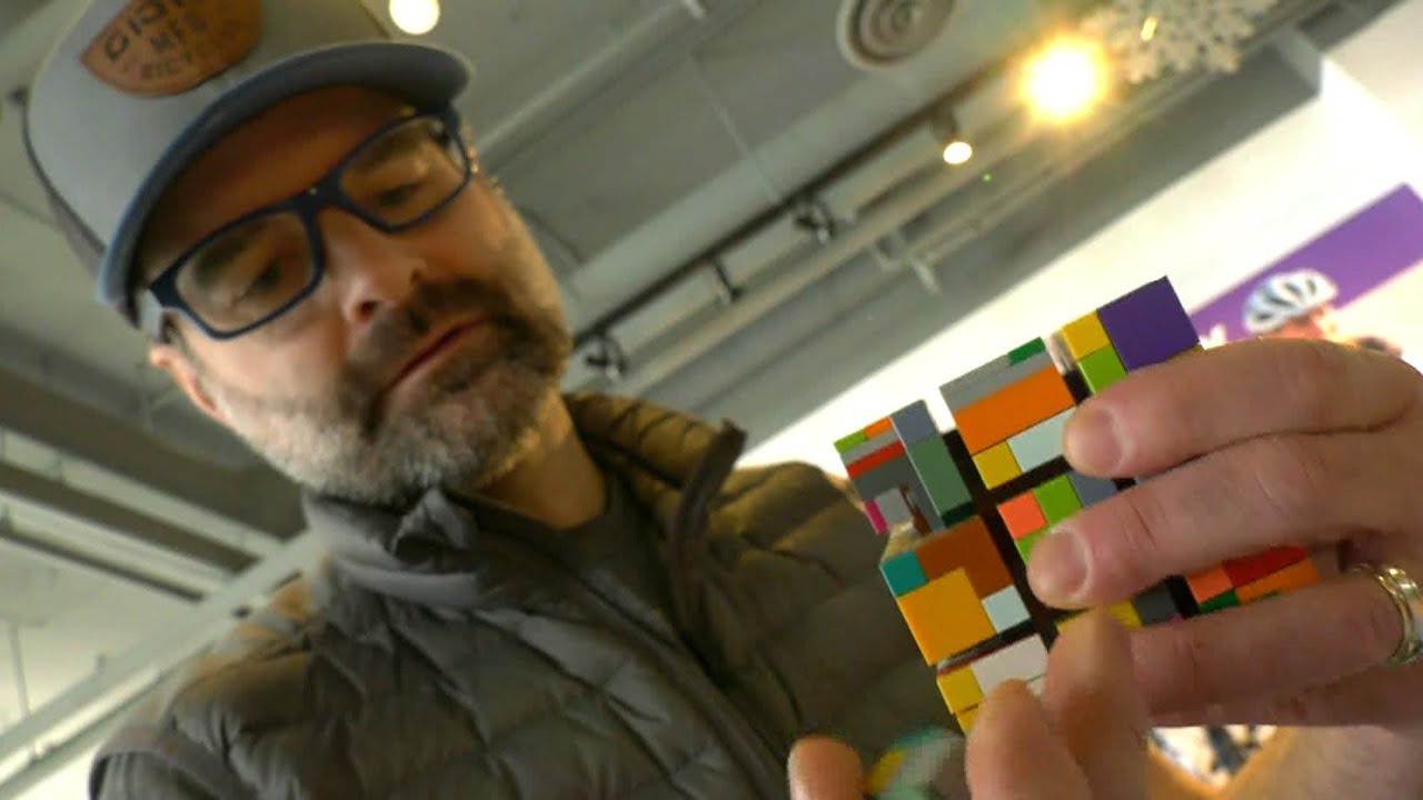 Meet an artist who is creating masterpieces with Lego - YouTube