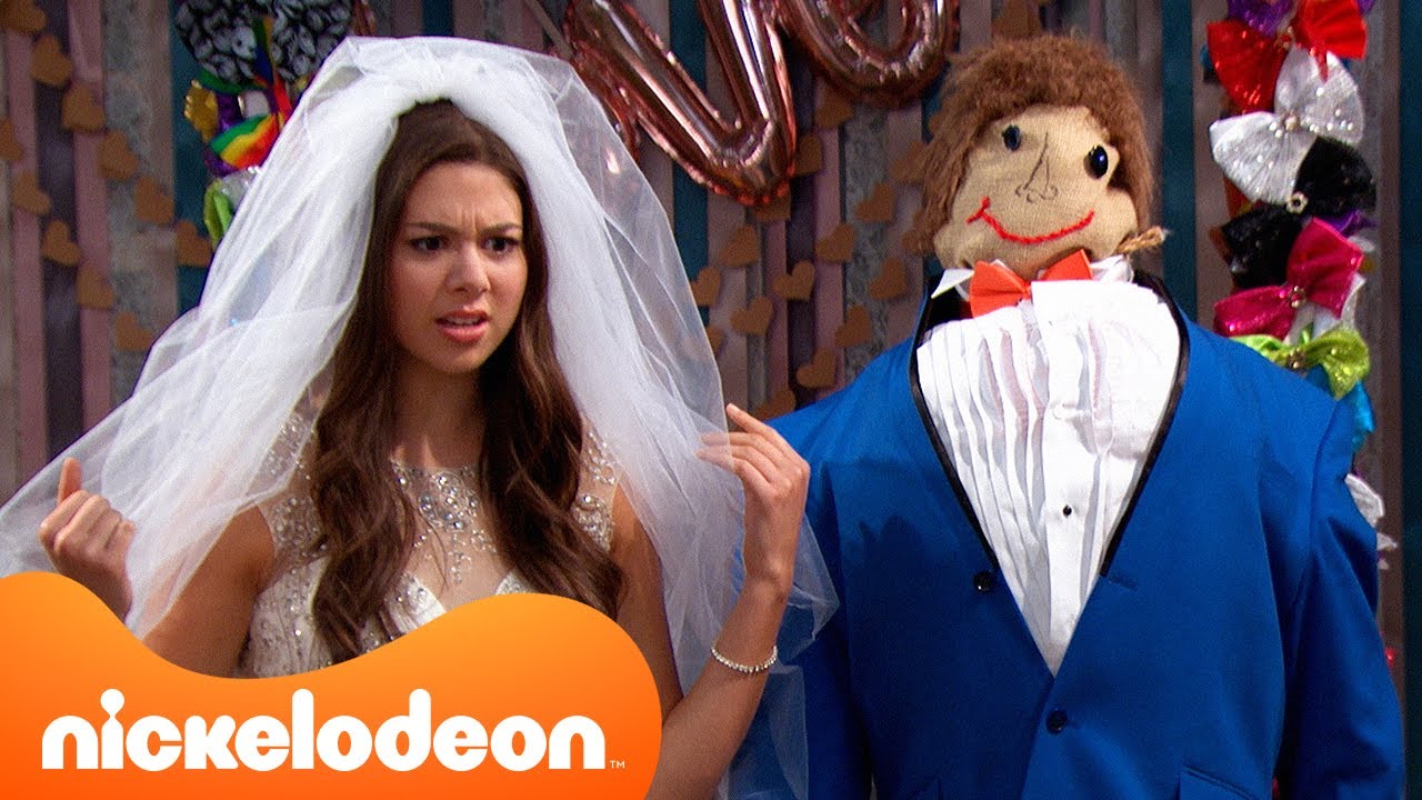 Phoebes Best Costumes And Disguises The Thundermans Nickelodeon Uk