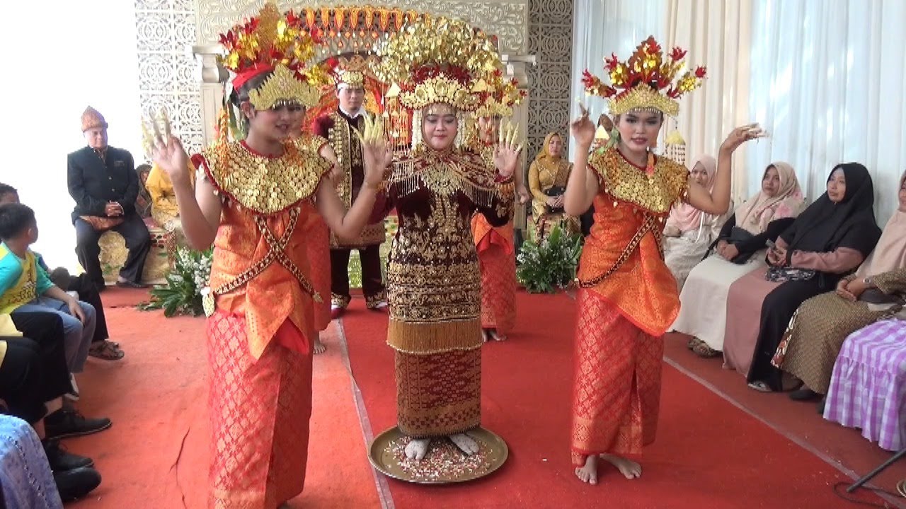 Tari Palembang adat tradisional Sumatera Selatan - YouTube