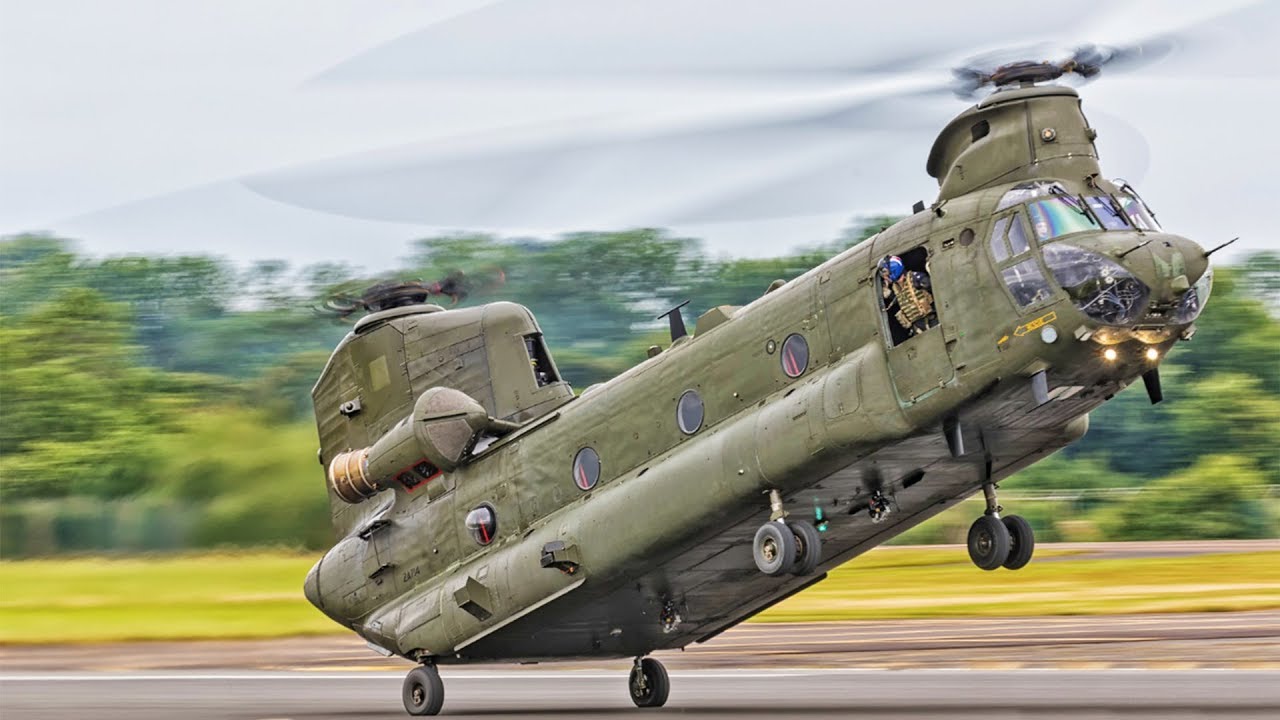 Washington Army National Guard HELOCAST & CH-47 Chinook helicopter ...