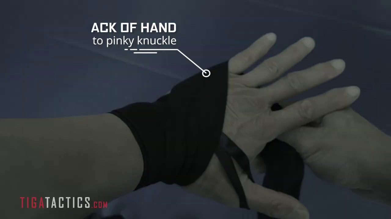 How to tie your hand wraps for boxing, Muay Thai, and MMA - YouTube